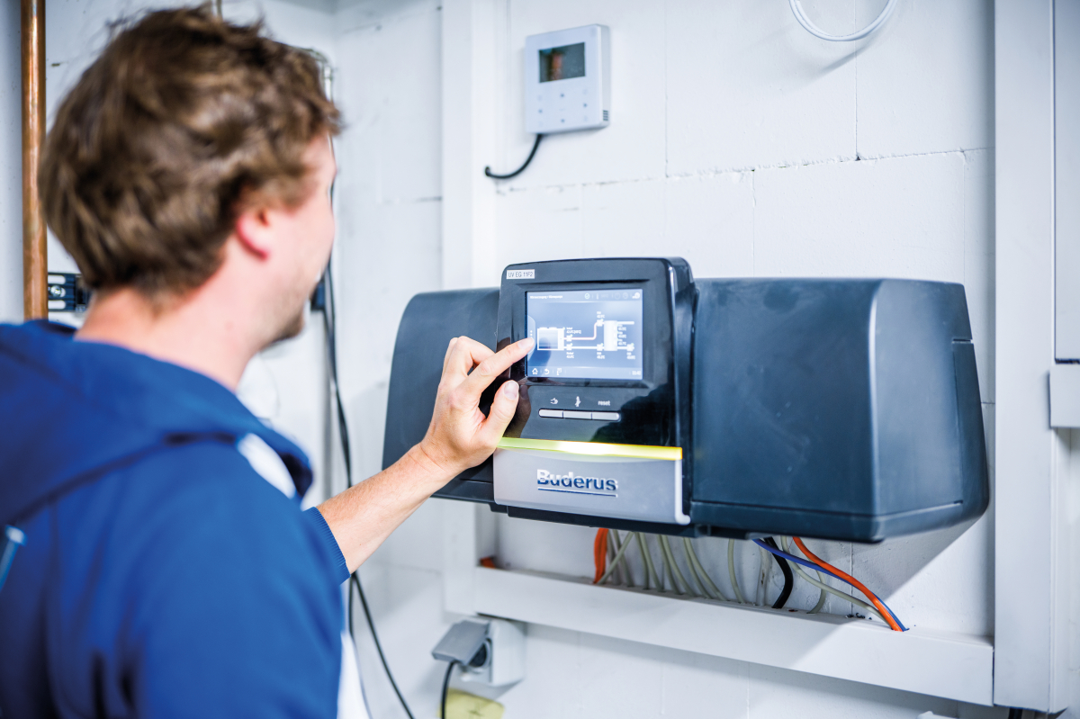 Stahlprofis setzen auf hybride Wärme - SHK Profi – Fachzeitschrift ...